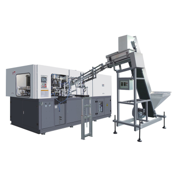 Daily care and maintenance of the blow molding machine